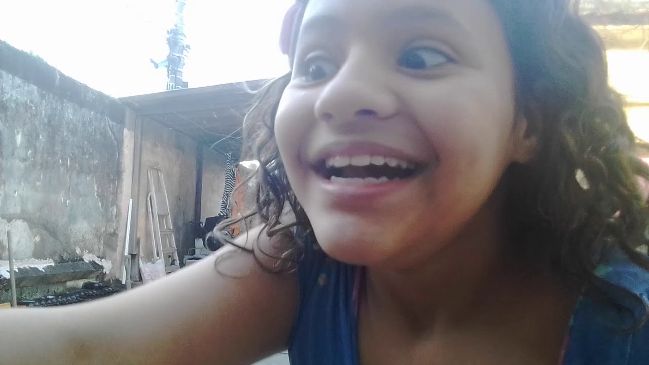 Brincando De Bolha Com Minha Prima Com Uma Surpresa No Final Youtube