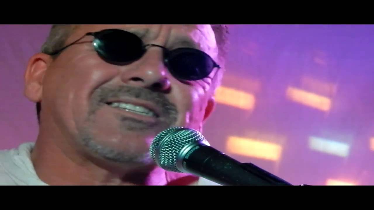 Chris Cayzer Roxanne police cover song - YouTube