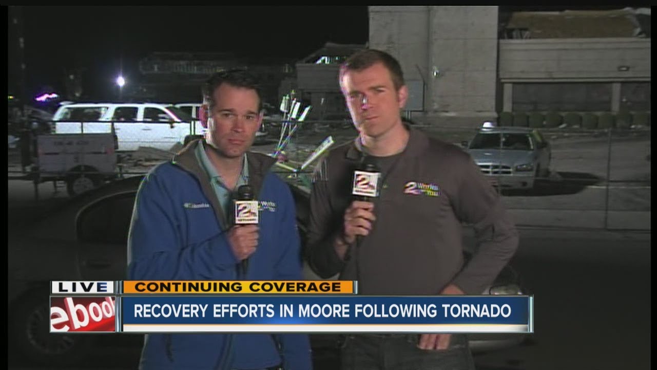 2News Meteorologist George Flickinger live from Moore - YouTube