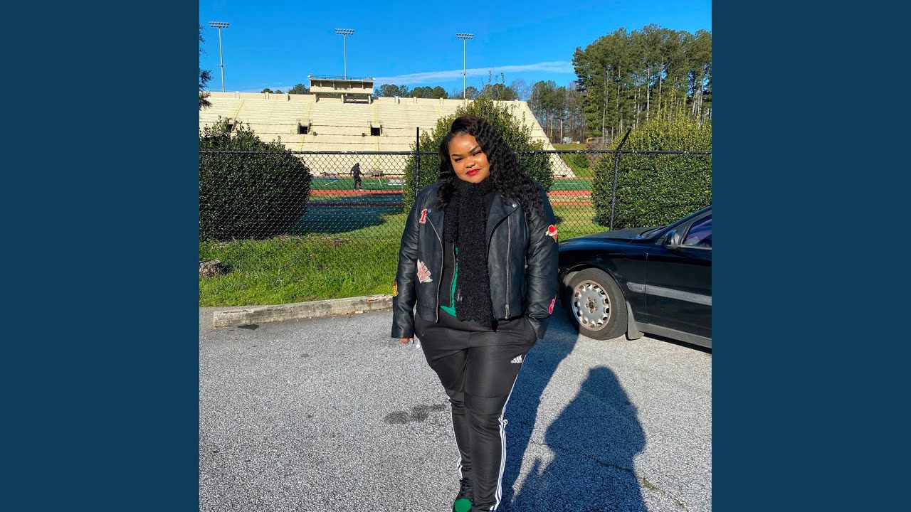 In THIS BIHHH - YouTube