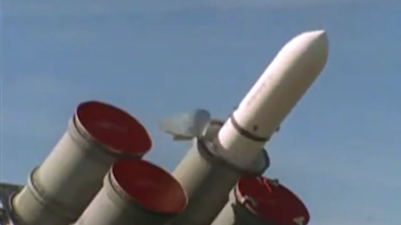 DARPA’S HYPERSONIC OPFIRES AIMS FOR ARMY 1,000 MILE MISSILE - YouTube