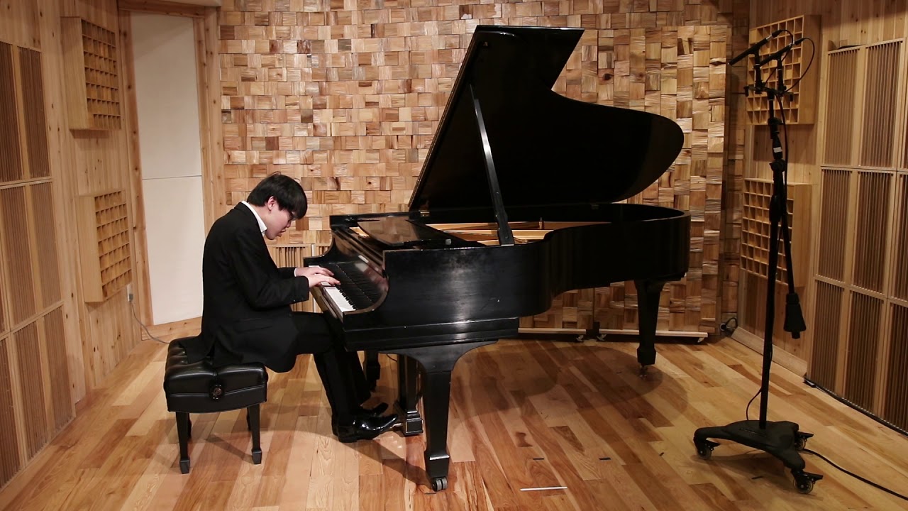 Yuchong Wu plays Bach French Overture in b-minor- 1. Overture - YouTube