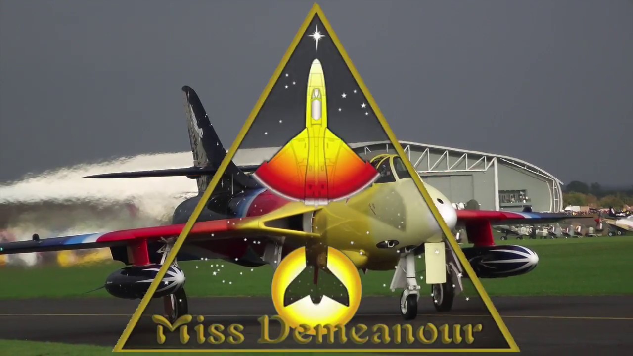 Hawker Hunter Mk.58A 'Miss Demeanour' - YouTube