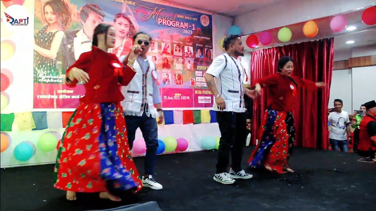LIVE NEPALI STAGE DANCE,DANCER JEMS WAIBA/JUNU SINGTAN/DIPESH KALIKOTE ...