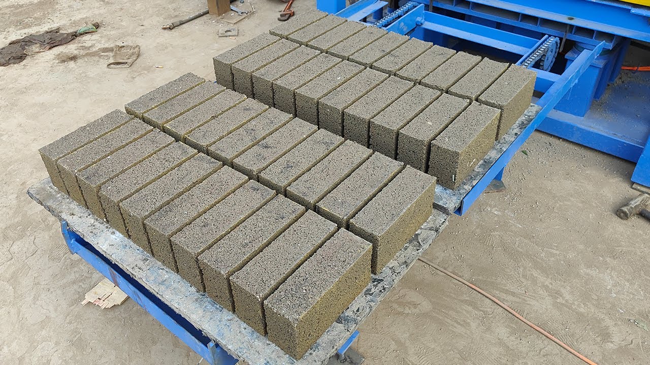 QT4-20 Hydraulic cement super brick making machine for stock bricks in ...