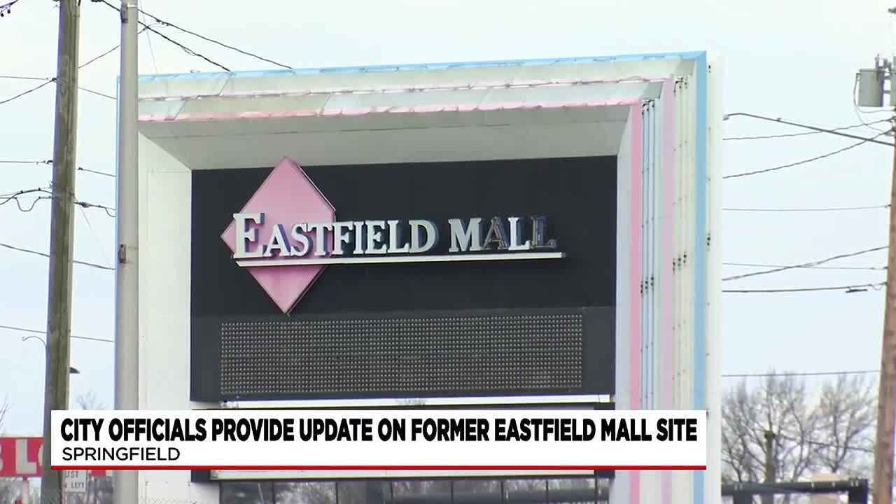 New Storefronts under construction for Springfield Crossing, formerly ...