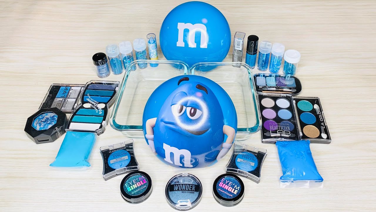 Blue M &M Slime - Mixing Makeup Eyeshadow, Clay, & Glitter into Clear ...
