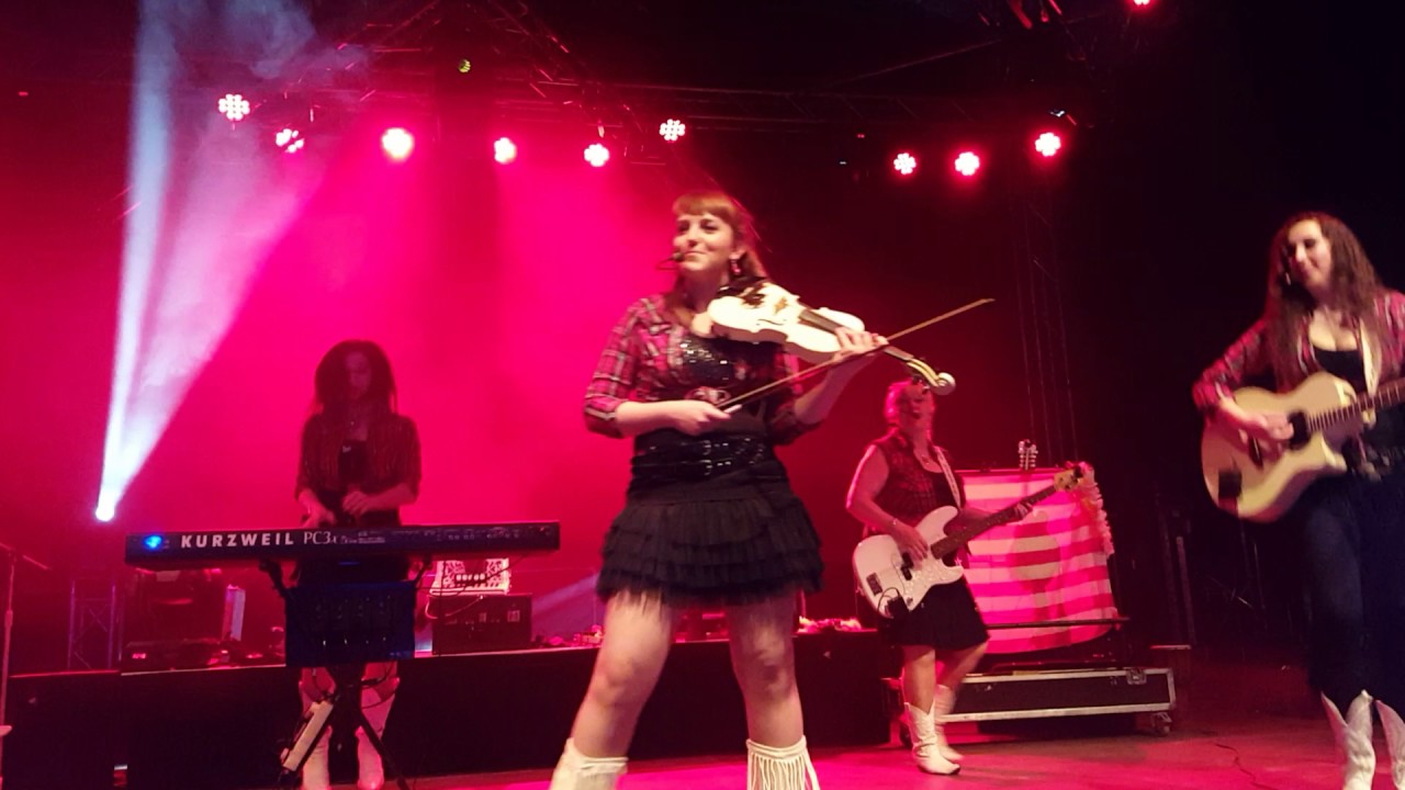 Country Sisters - YouTube