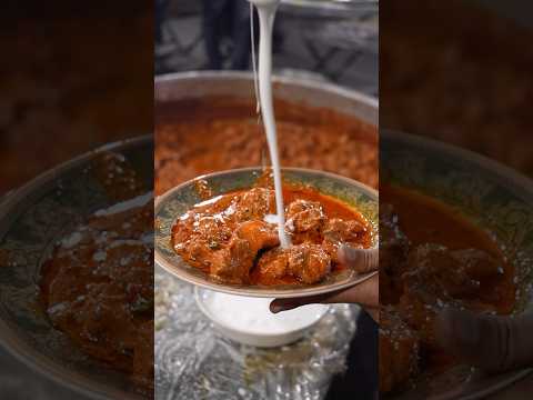 “India Ka No.1 Khana Sirf Hyderabadi Dawat Mein! 😋🔥 #HyderabadiFood #ShadiSpecial #BiryaniLovers”