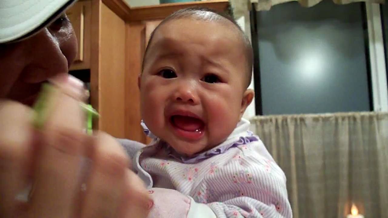 baby licks a lime - YouTube