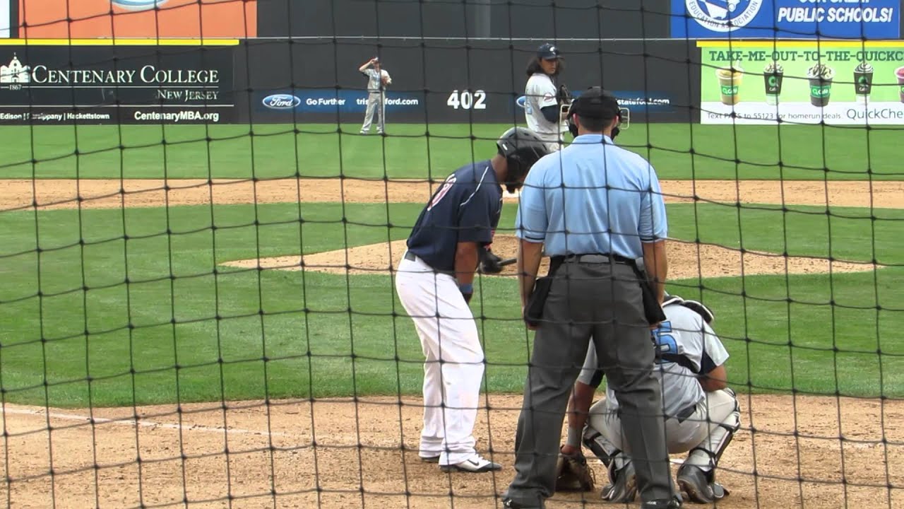 7/15/2015: Danny Herrera vs. Robert Andino - YouTube