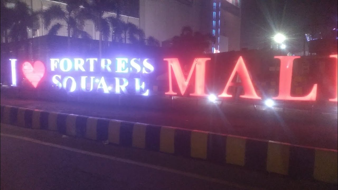 Fortress Square Mall main Moye Moye ho gya😂 - YouTube