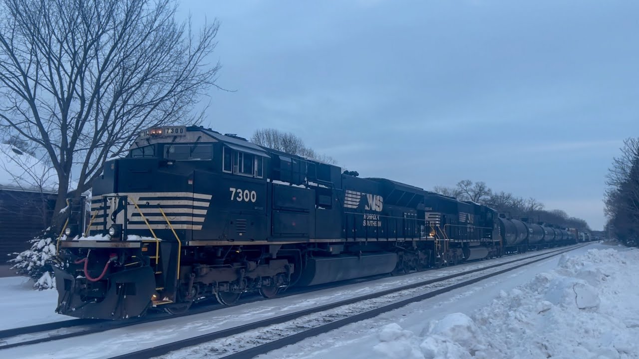 NS 7300 (SD70ACU) leads a WB manifest through Chesterton with NS 1814 ...