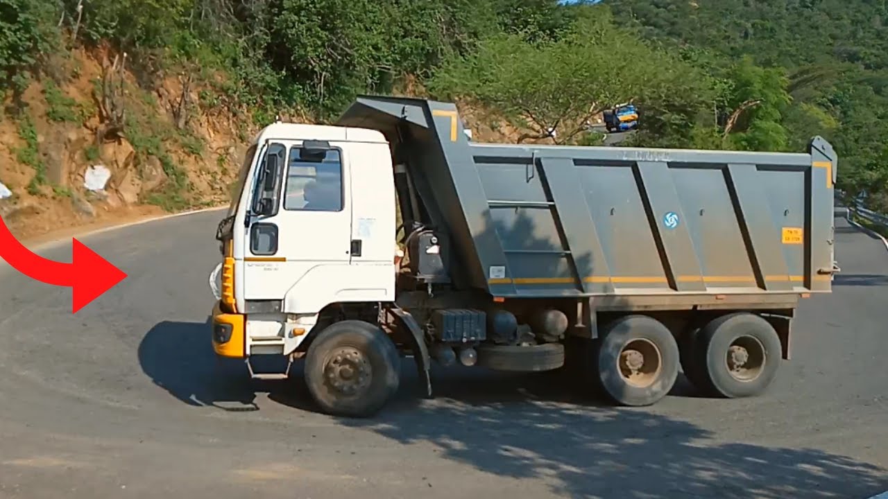 Tipper Lorry & 407 & Bike Crossing 8th Panrimalai Hills Hairpin bend ...