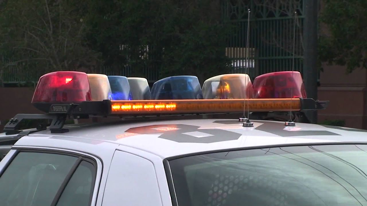 Close Up Shot of LVMPD Metro LED Lightbar - YouTube