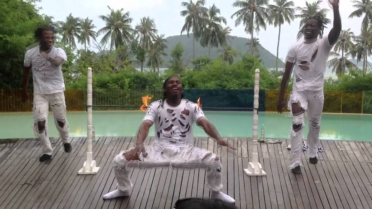 Exotic Kenyan Acrobat Guys - YouTube