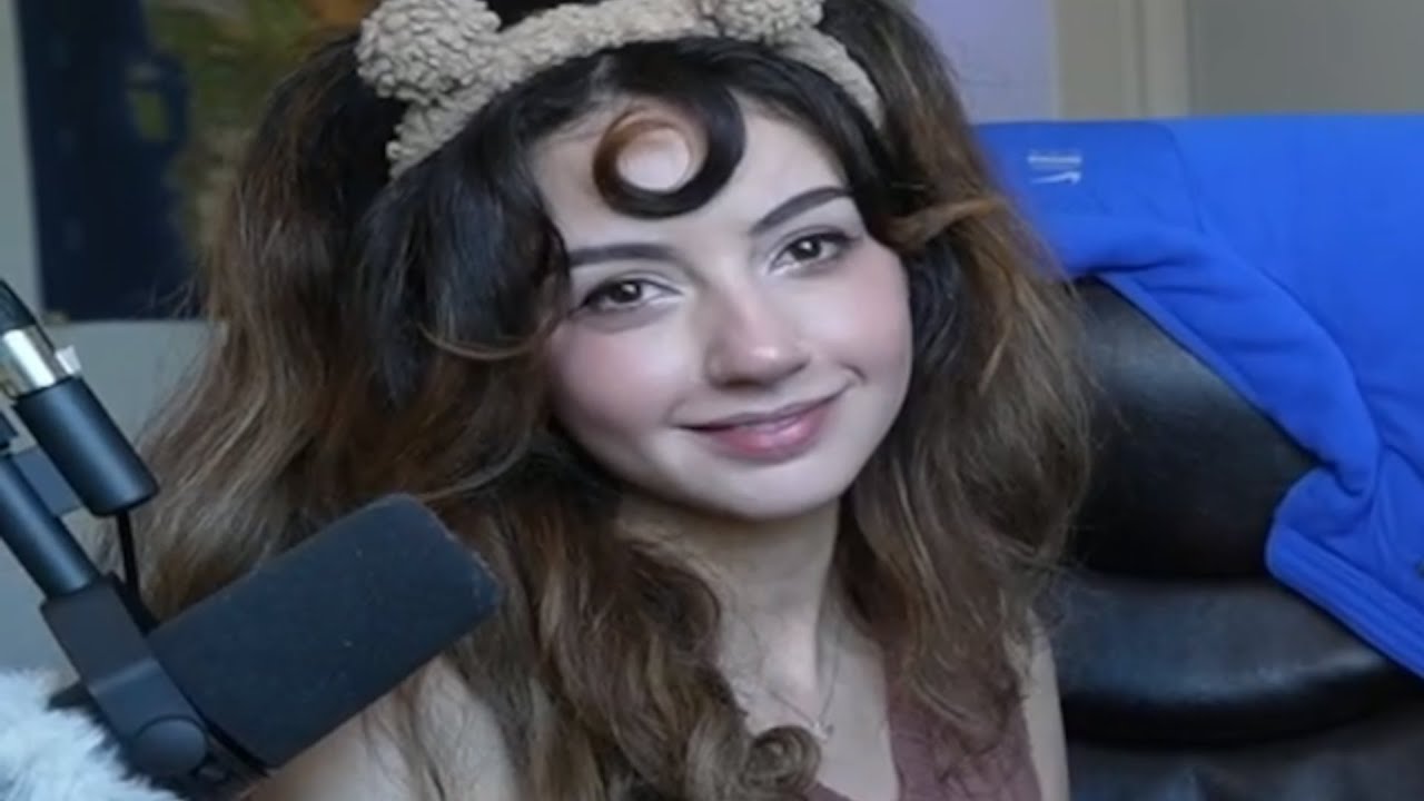 "Me And Emi..." - Bonnie - YouTube