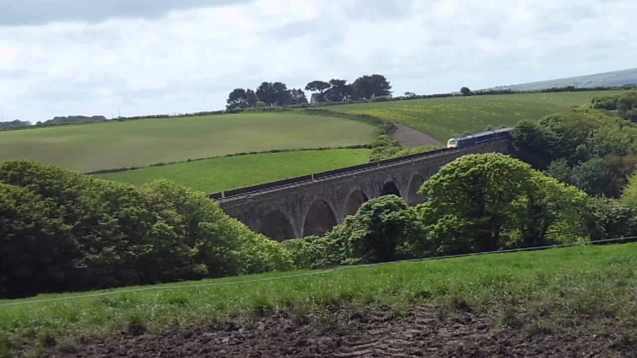 Angarrack viaduct 28/05/13 - YouTube