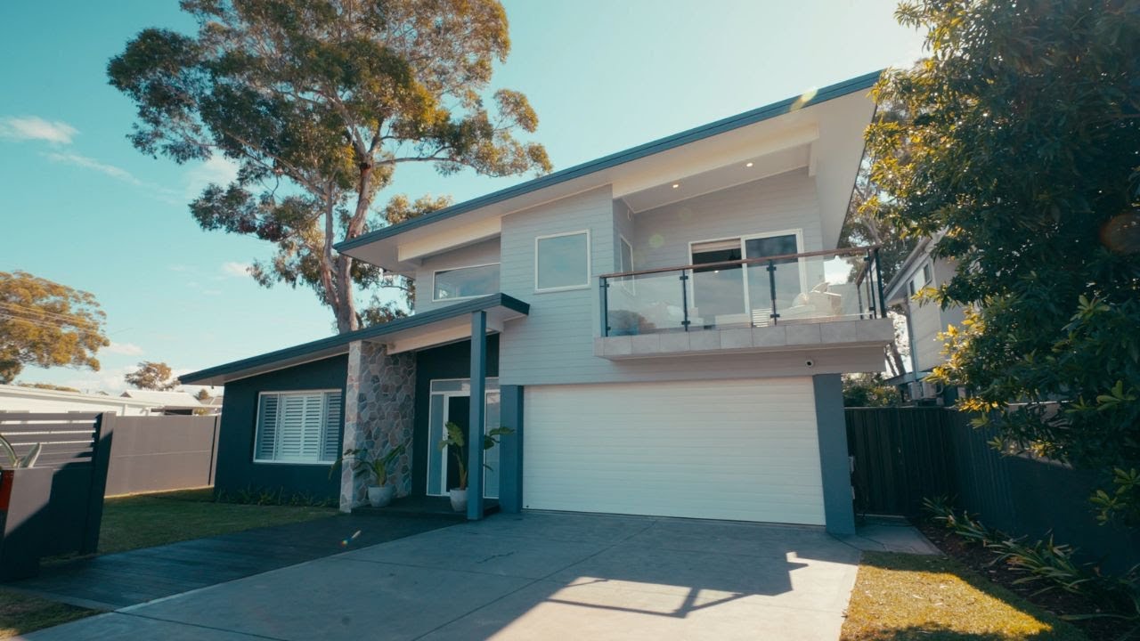 Cinematic Real Estate Video Tour Example 4K | Laowa 12mm & Sony ZV-E1 ...