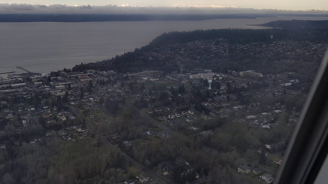 LH490 A330 300 landing at SEA, Seattle, 2019-12-22 - YouTube