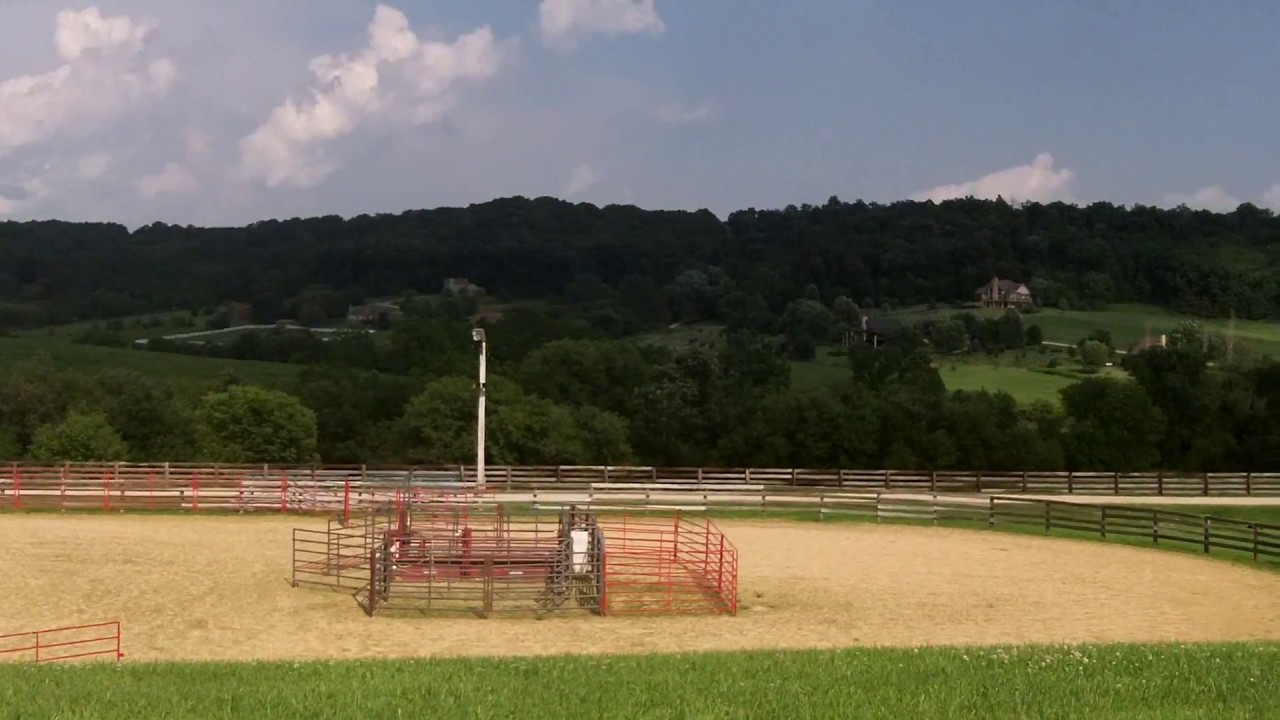 Shenandoah Riding Center Galena, Illinois - YouTube