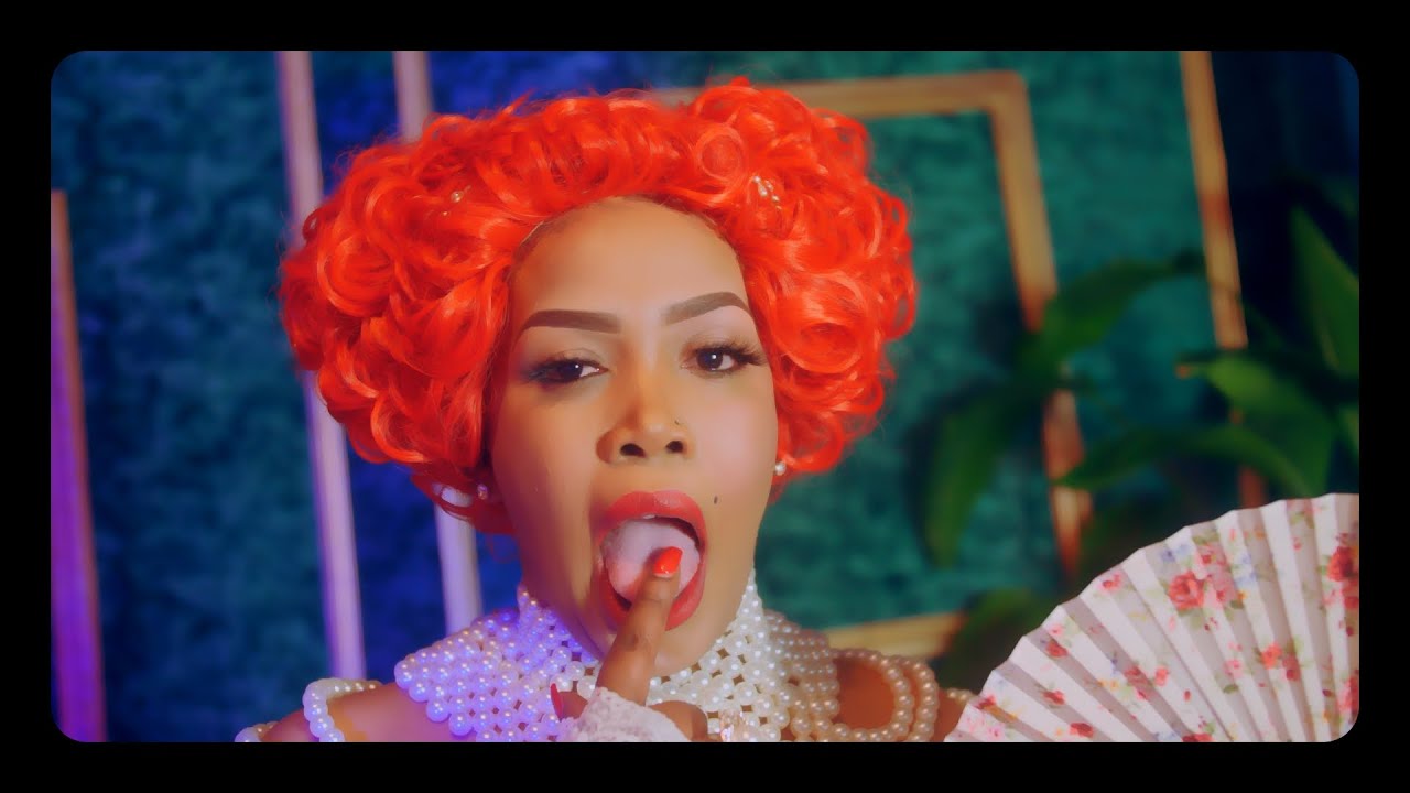 Ded Kra-z - ft Ms Kitty ( Monte Desann ) - YouTube