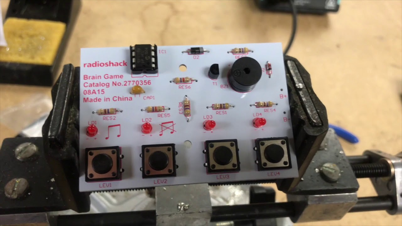 How to build RadioShack brain game kit - YouTube