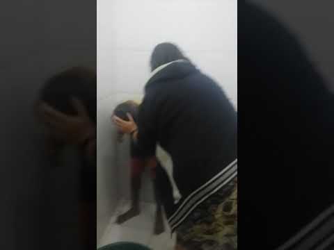 Menino chorão do banho kkkk