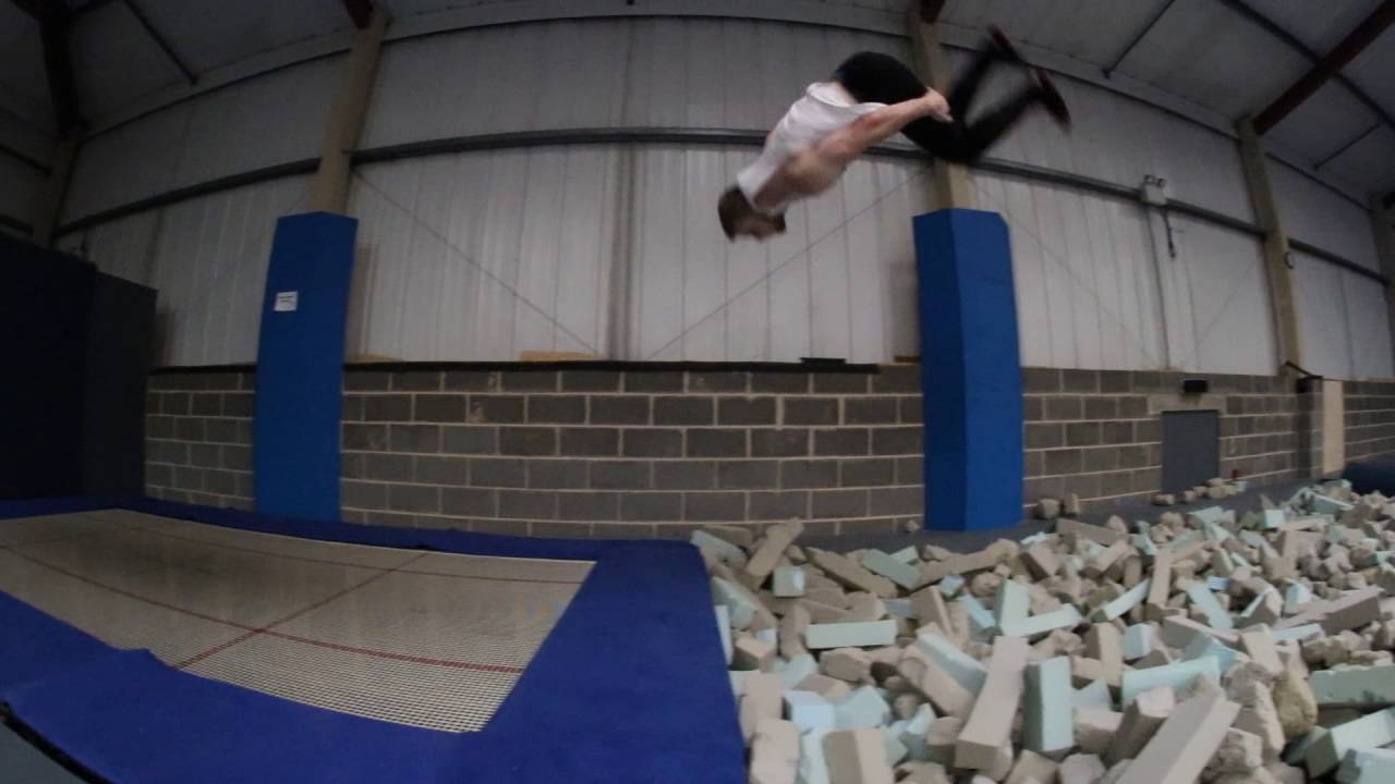 Training @ Level Up Academy & Jump Inc Leeds Open Day - YouTube