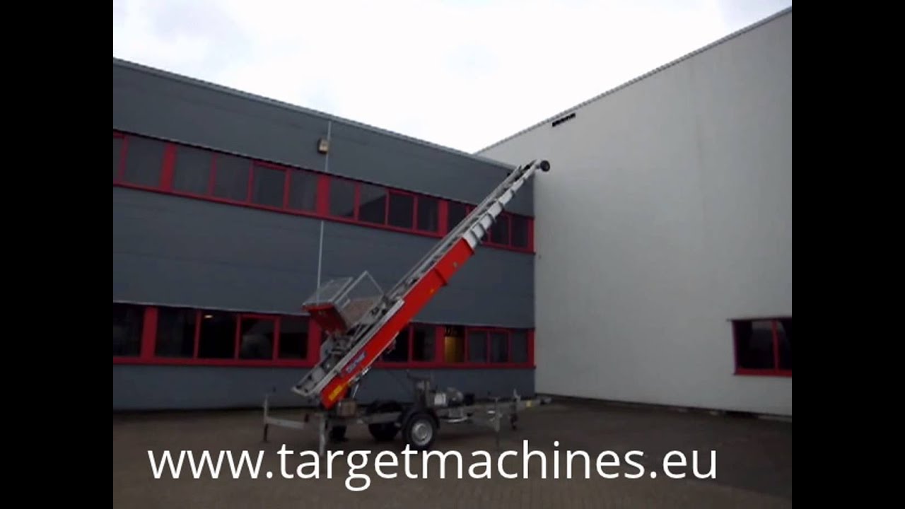 774413 BOCKER JUNIOR HD24/0-7 TOWABLE MATERIAL LIFT 2320CM 2007 - YouTube
