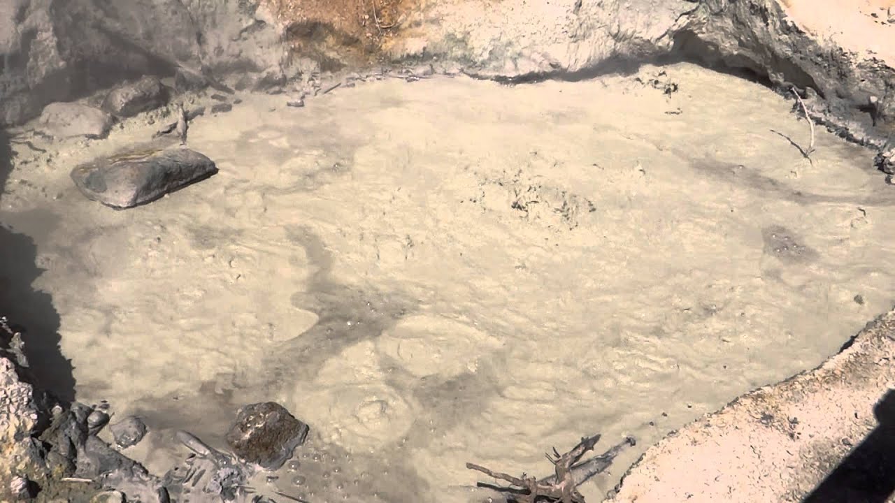 Sulfur Works boiling mud-water - YouTube