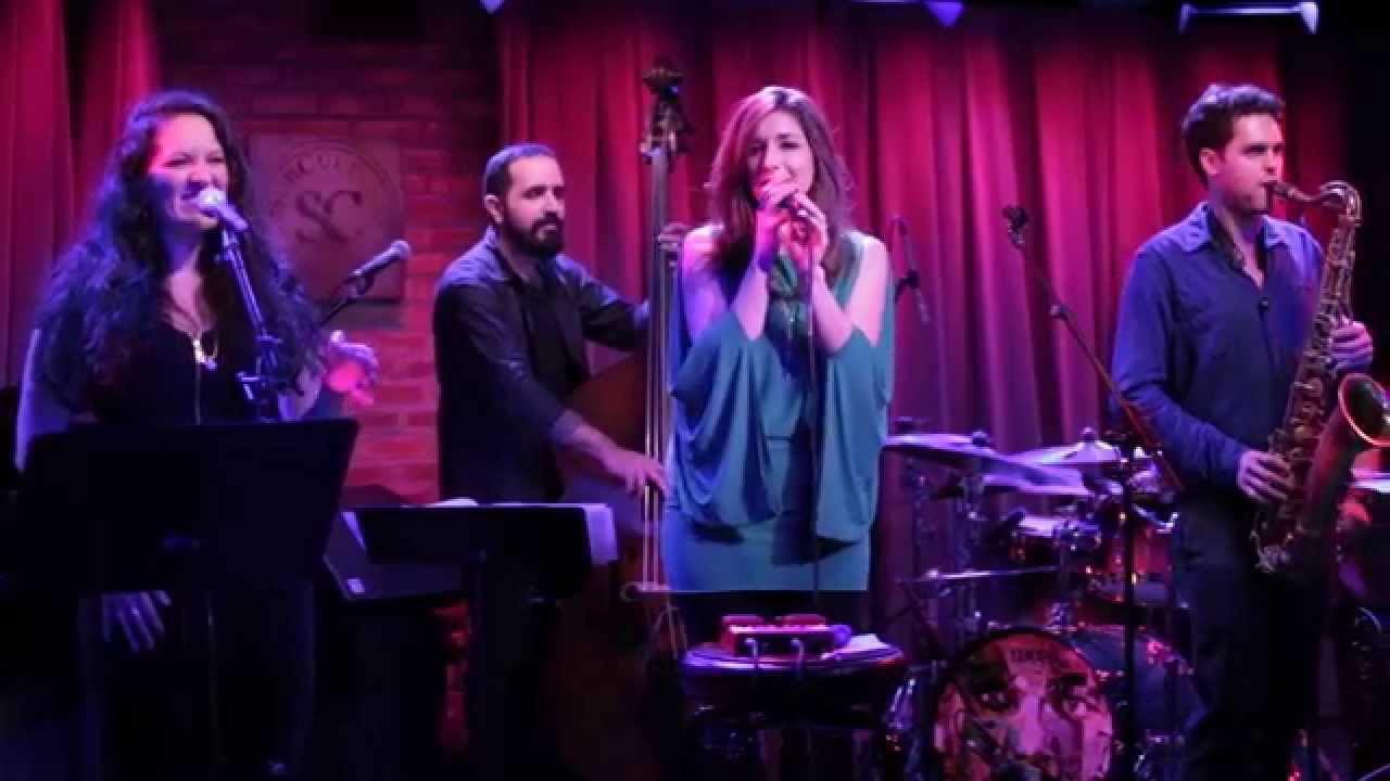 "Groove Tune" by Thana Alexa - YouTube