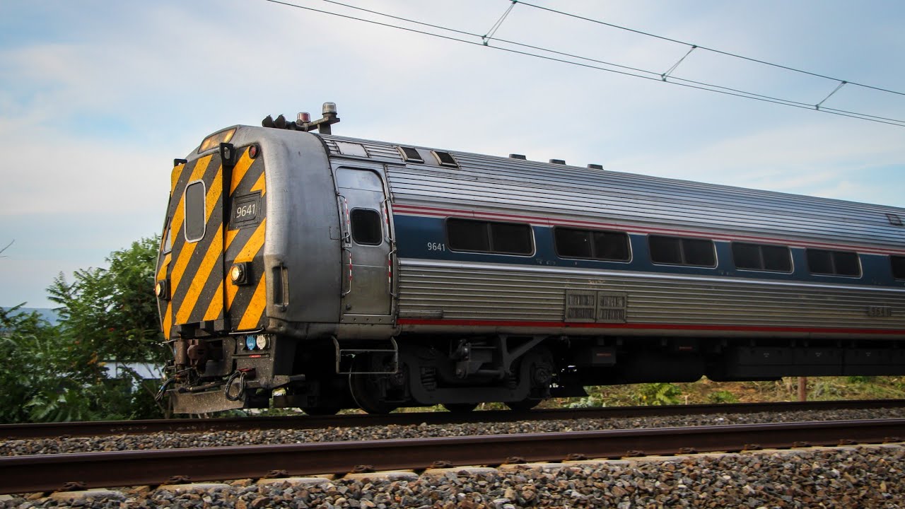 [SV] - Amtrak Keystone Trains in Paradise - YouTube