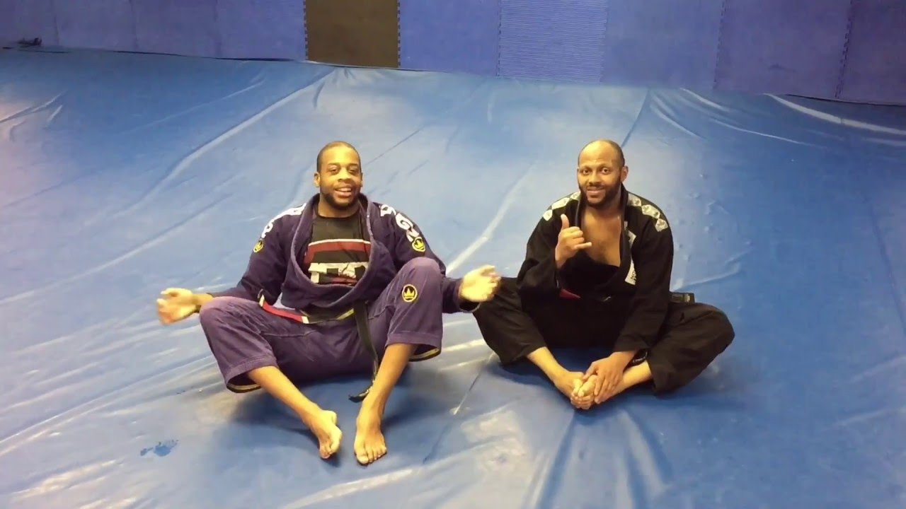 BJJ Technique | Lasso Guard Pass and Pass Counters - YouTube