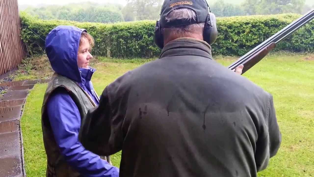Clay shooting lessons - 2nd lesson Tina Shoots British Sporting Clay ...