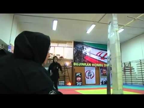 Iranian Female Ninja preparetion for War - Unbelievable.FLV - YouTube
