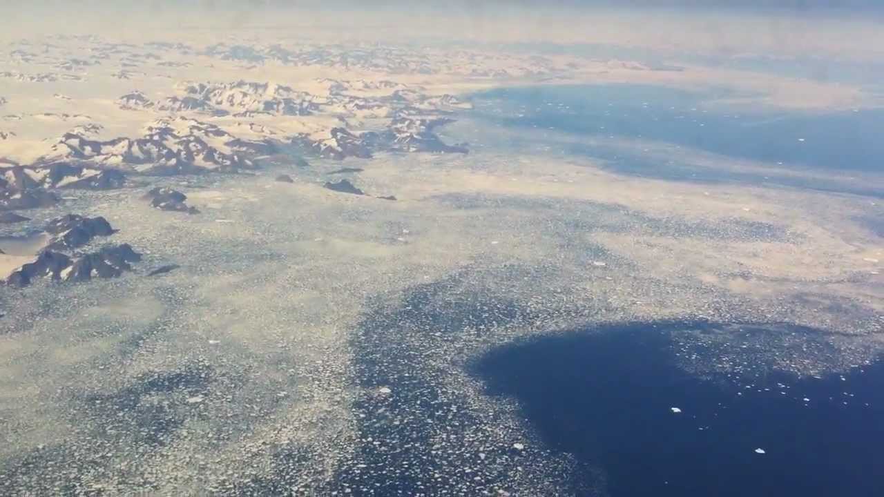 Flying over Greenland... - YouTube