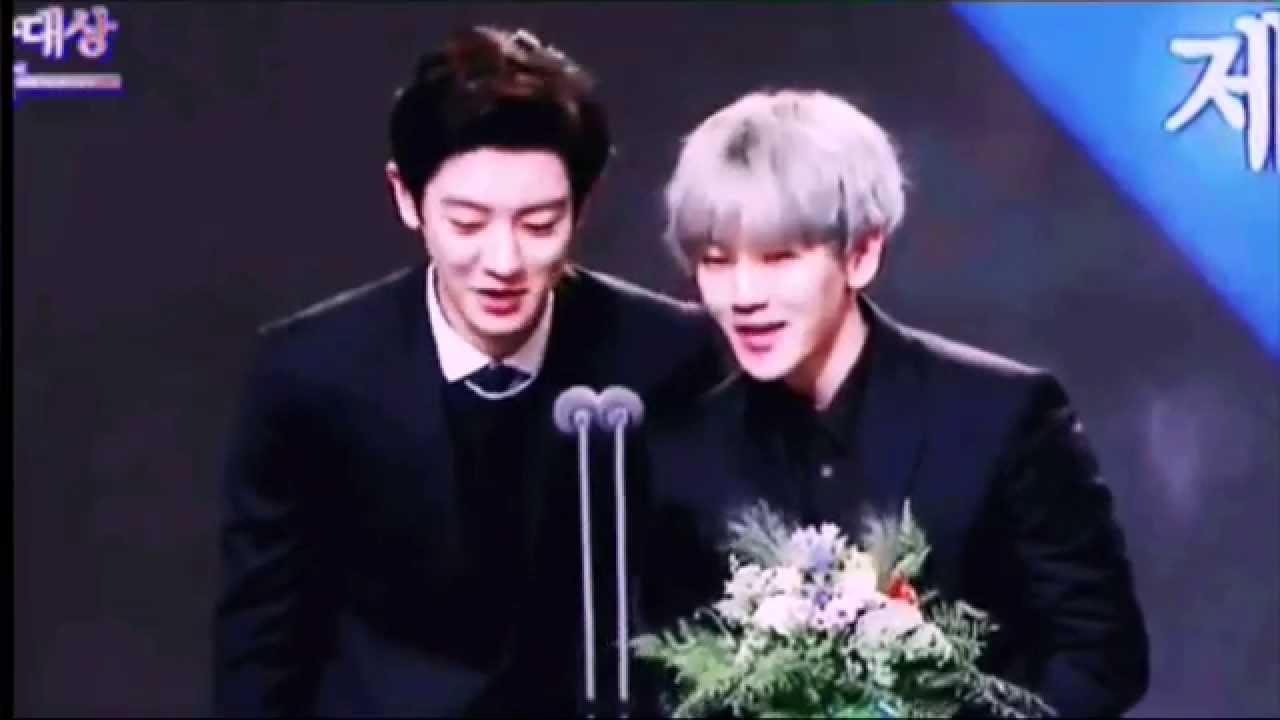 ChanBaek Sweet Moment - YouTube
