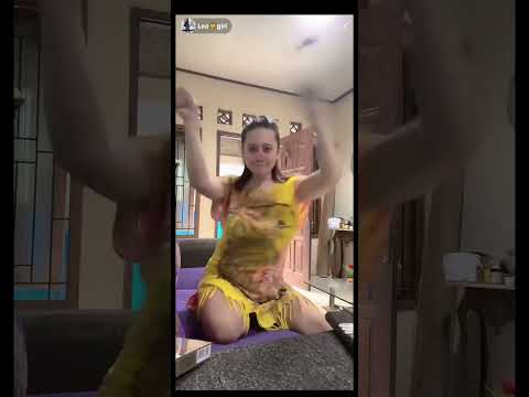 Hilda willy karaokean tanpa bra 1