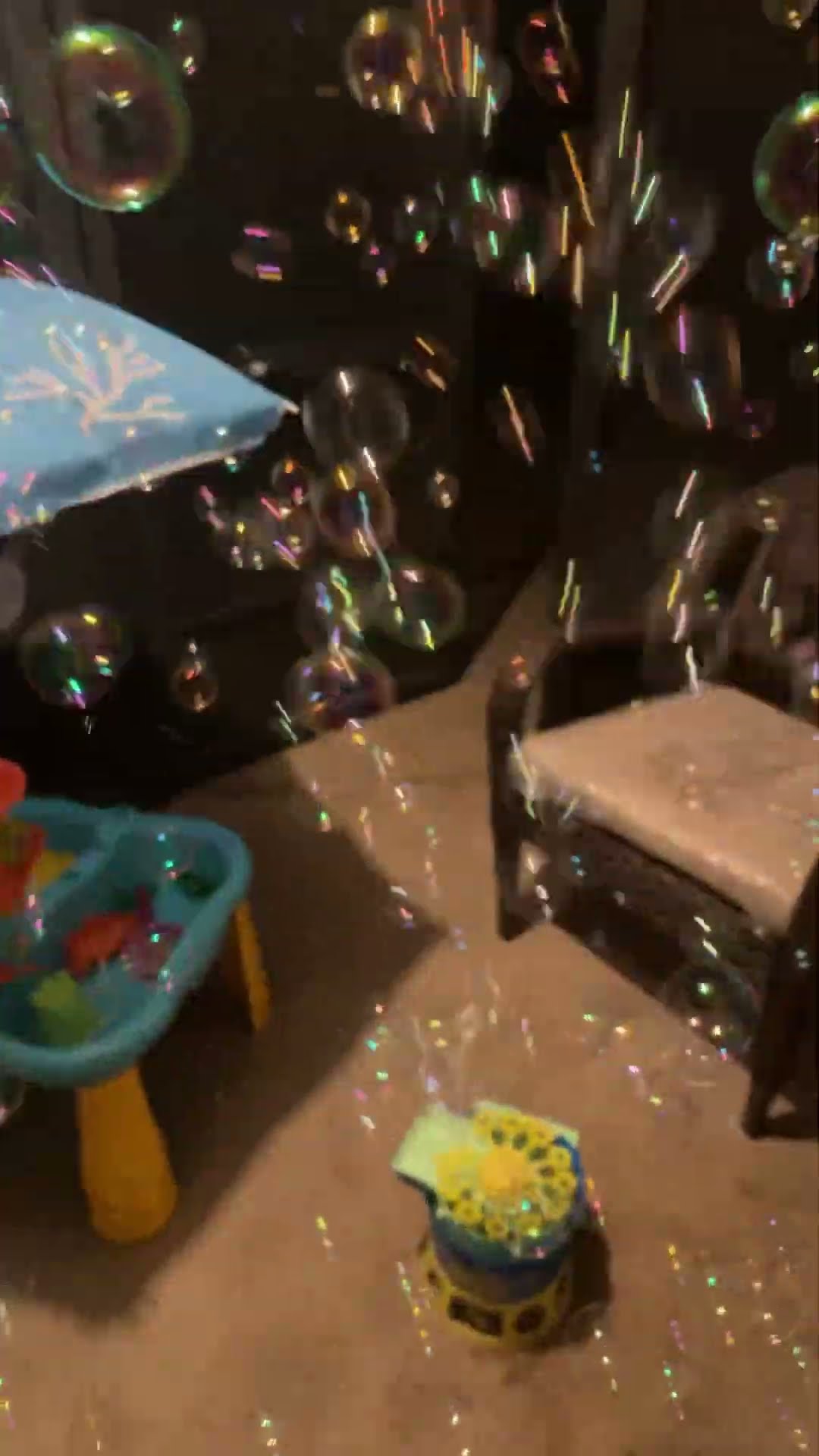 Volcano Bubbles Machine !!! #bubbles - YouTube
