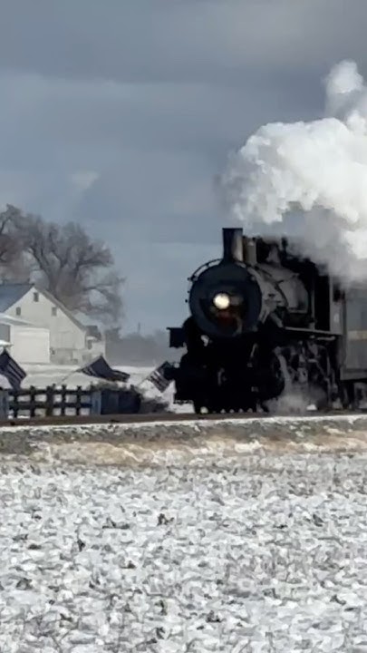 #475 racing past The Red Caboose Motel Strasburg Railroad #strasburgrailroad #train - YouTube