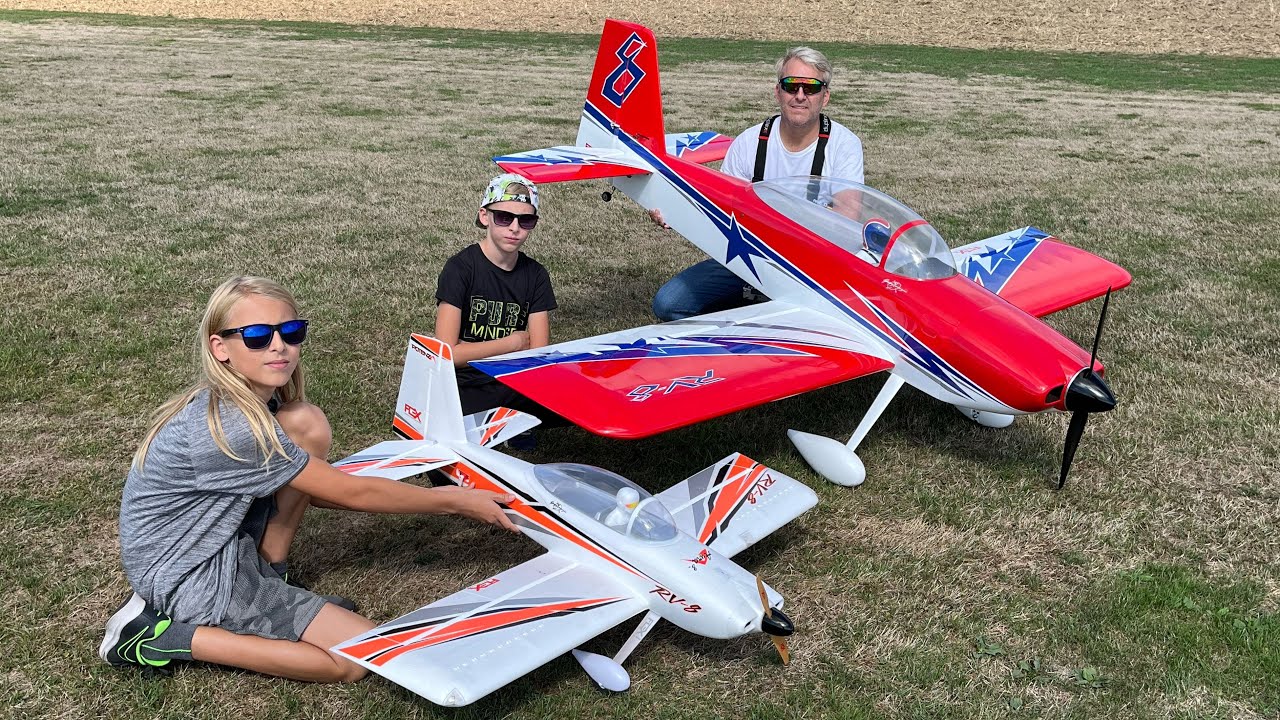 Flex Innovations RV8 70cc and RV8 10e together 😍 @ModellbauLindinger - YouTube