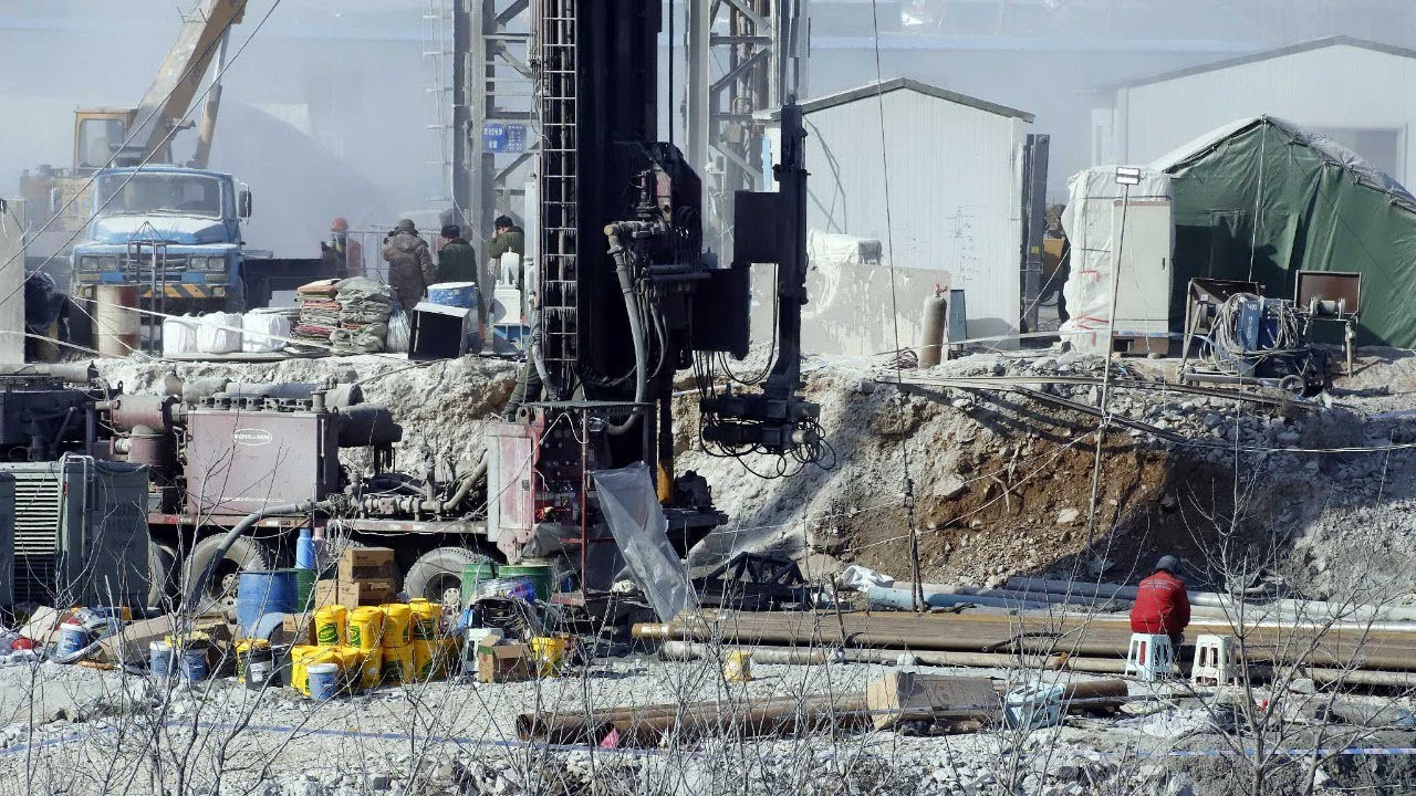 Live: Latest on rescue work at E China gold mine explosion site - YouTube