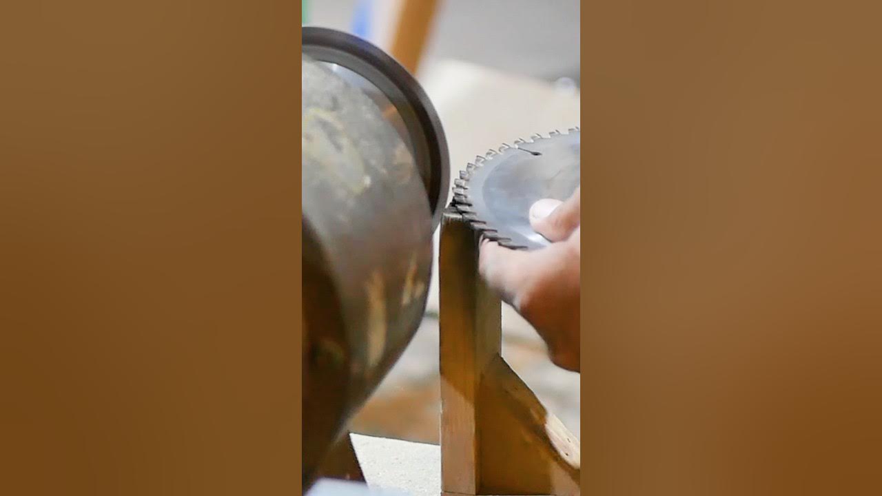 Table Saw Blade Sharpening! #woodwork #woodworkingart #woodworker #woodworking #furniture - YouTube