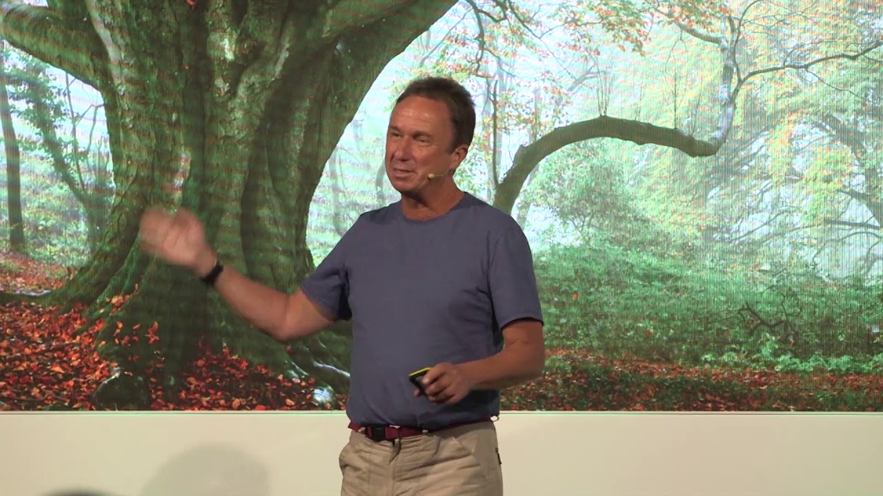 David Noton presents his photography and why he prints it - YouTube