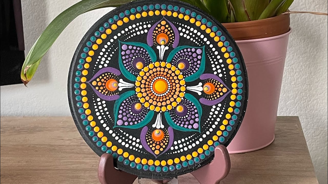 Flower pattern center design of a mandala|Dot mandal|beginner’s ...