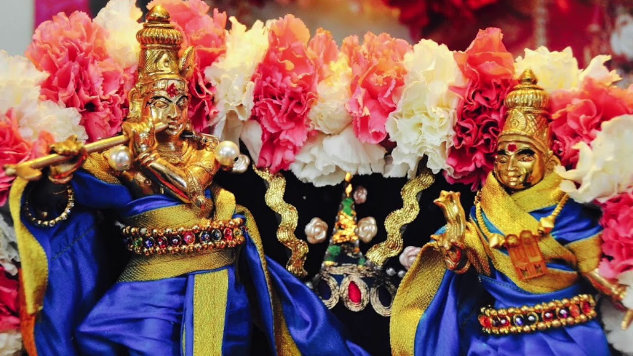 Govinda Govinda Radha Mukunda - YouTube