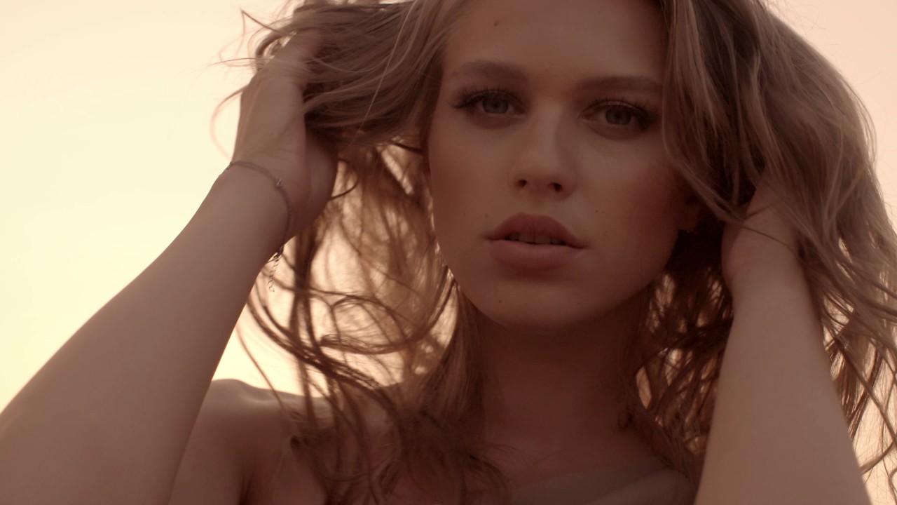 Daniel Robu - Can't Get Over You [Official Video] - YouTube