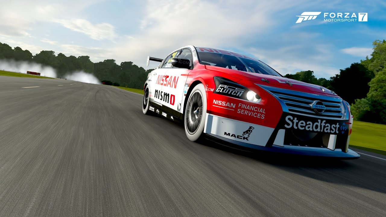 2017 Nissan #23 Altima around the top gear test track with wet lap ...