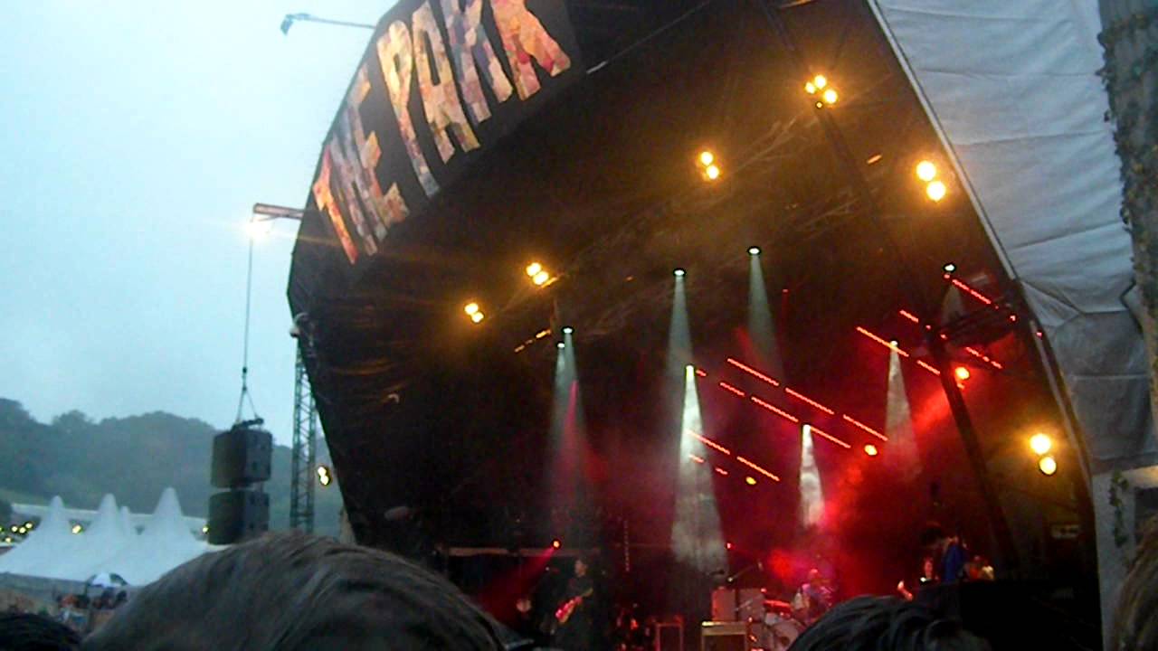 Radiohead - Daily Mail (live at Glastonbury 2011) - NEW SONG - YouTube